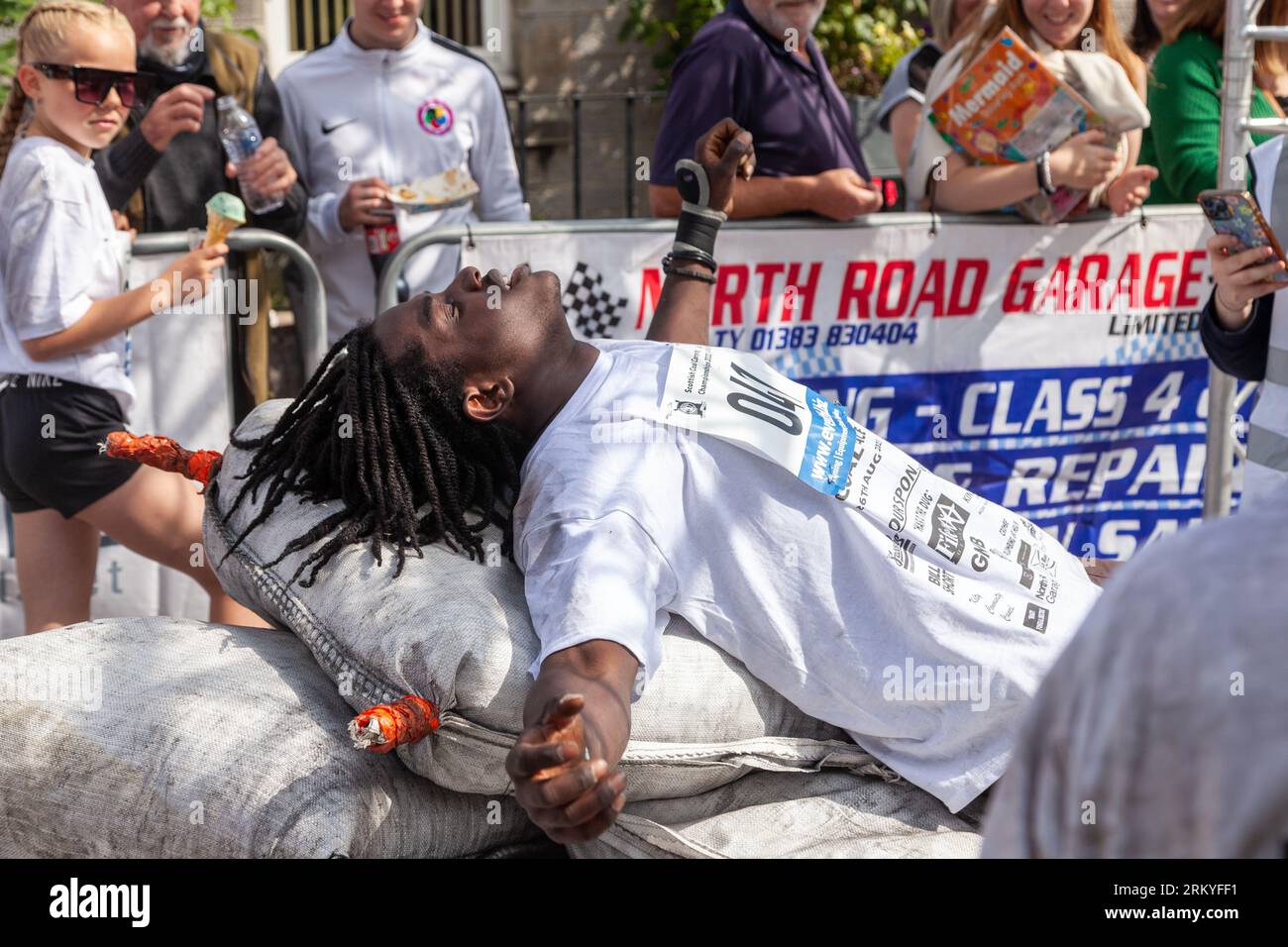 Scottish coal carrying championships hi-res stock photography and ...