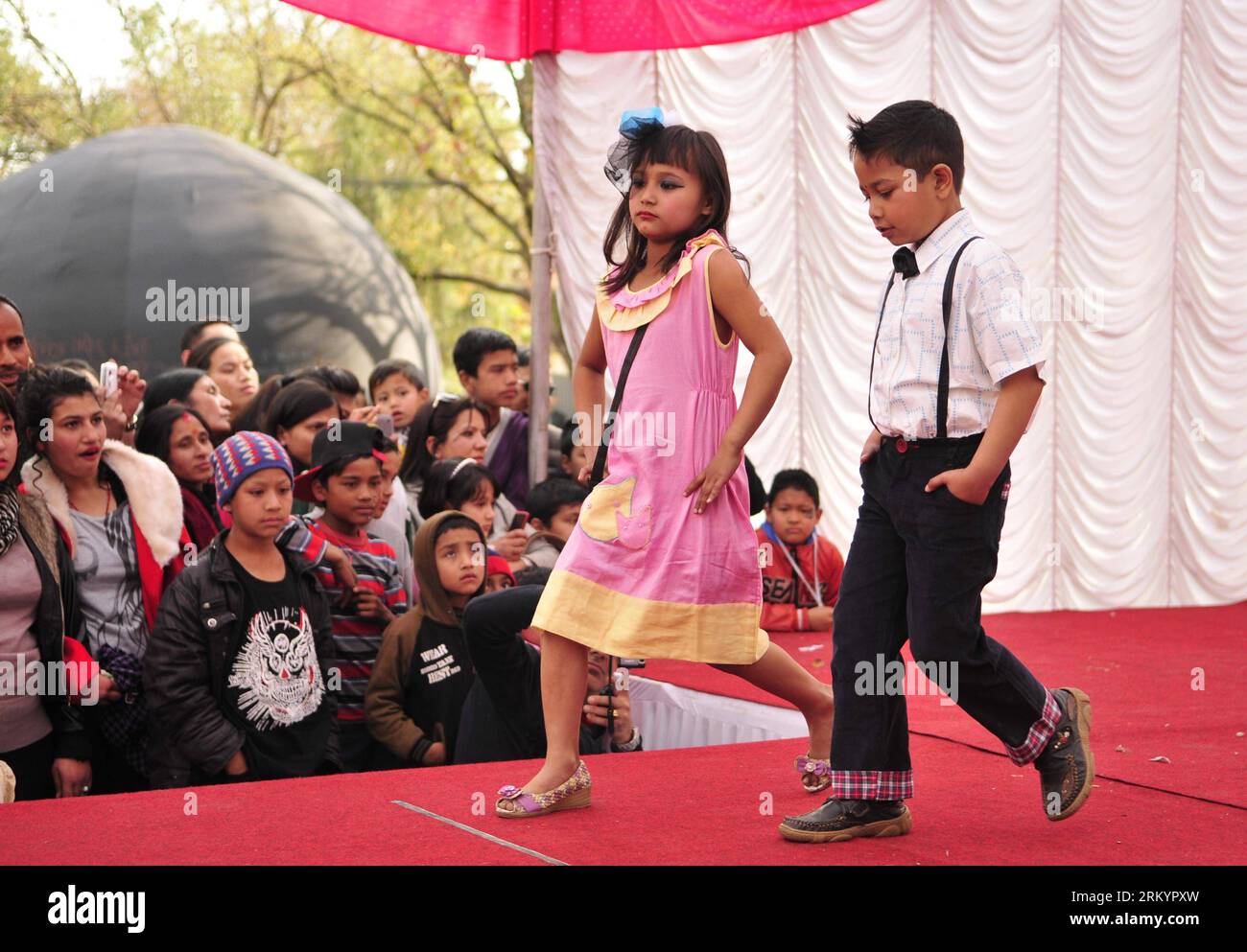 Kinder models hi-res stock photography and images - Alamy