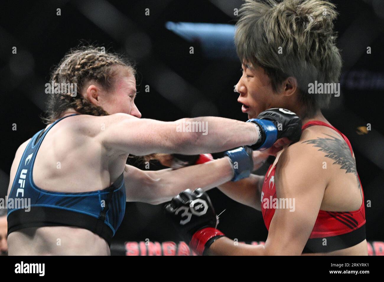 Liang na hi-res stock photography and images - Alamy