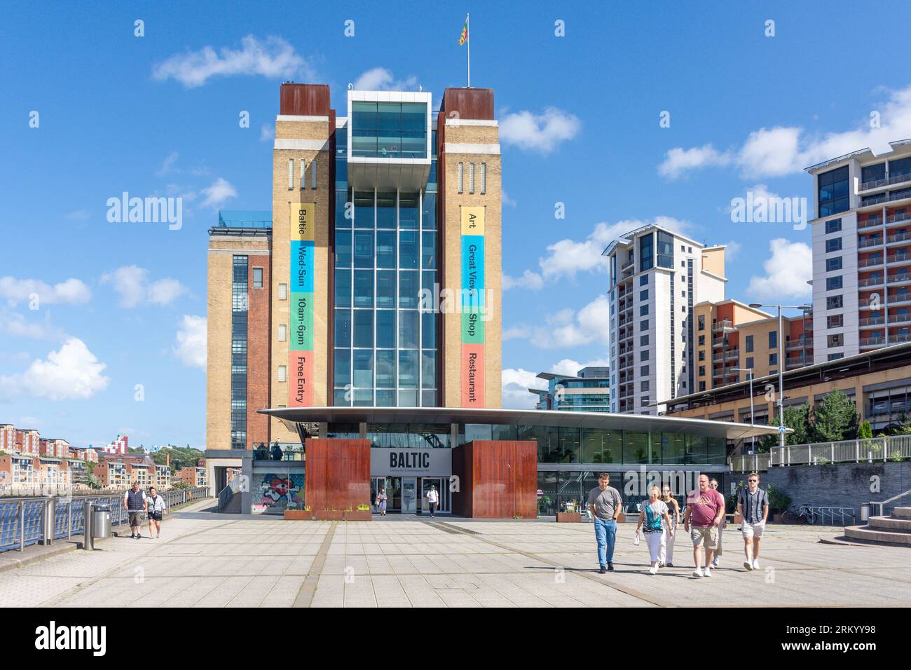 Gateshead town centre hi-res stock photography and images - Alamy