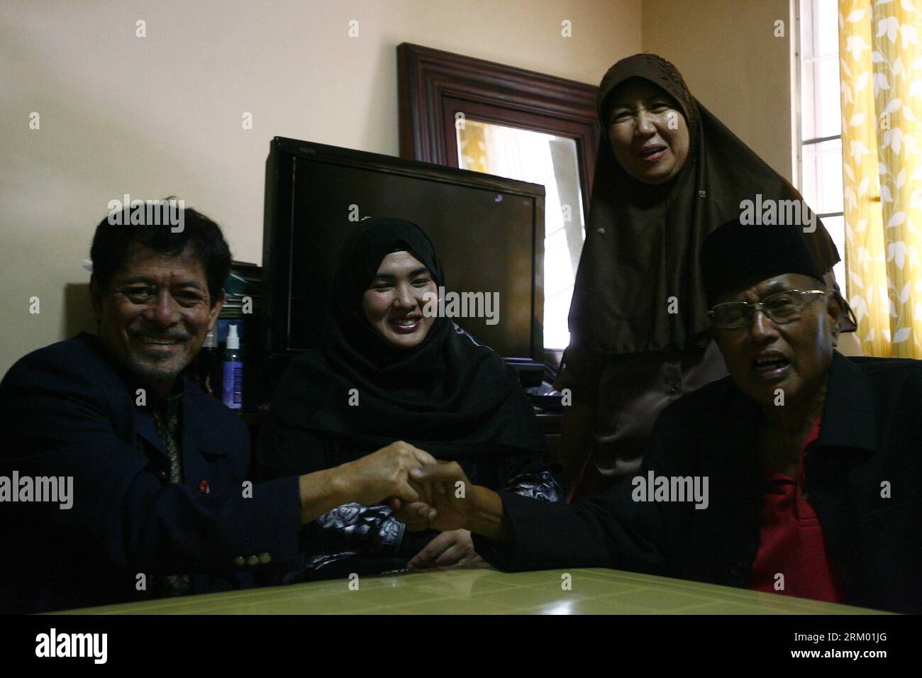 Moro people philippines hi-res stock photography and images - Alamy