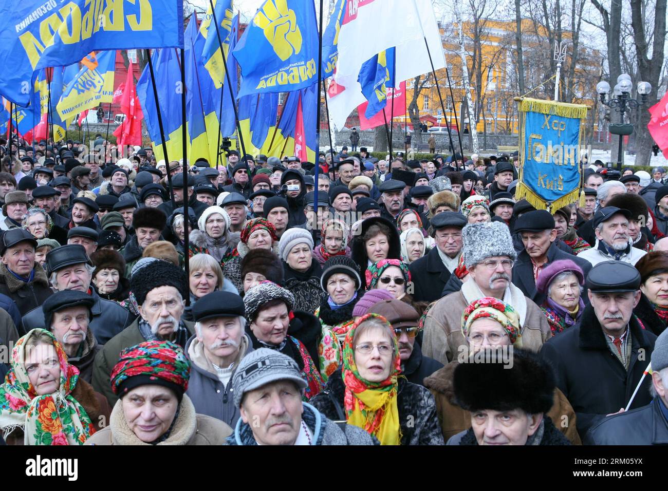 Kiev ukraine monument poet hi-res stock photography and images - Alamy