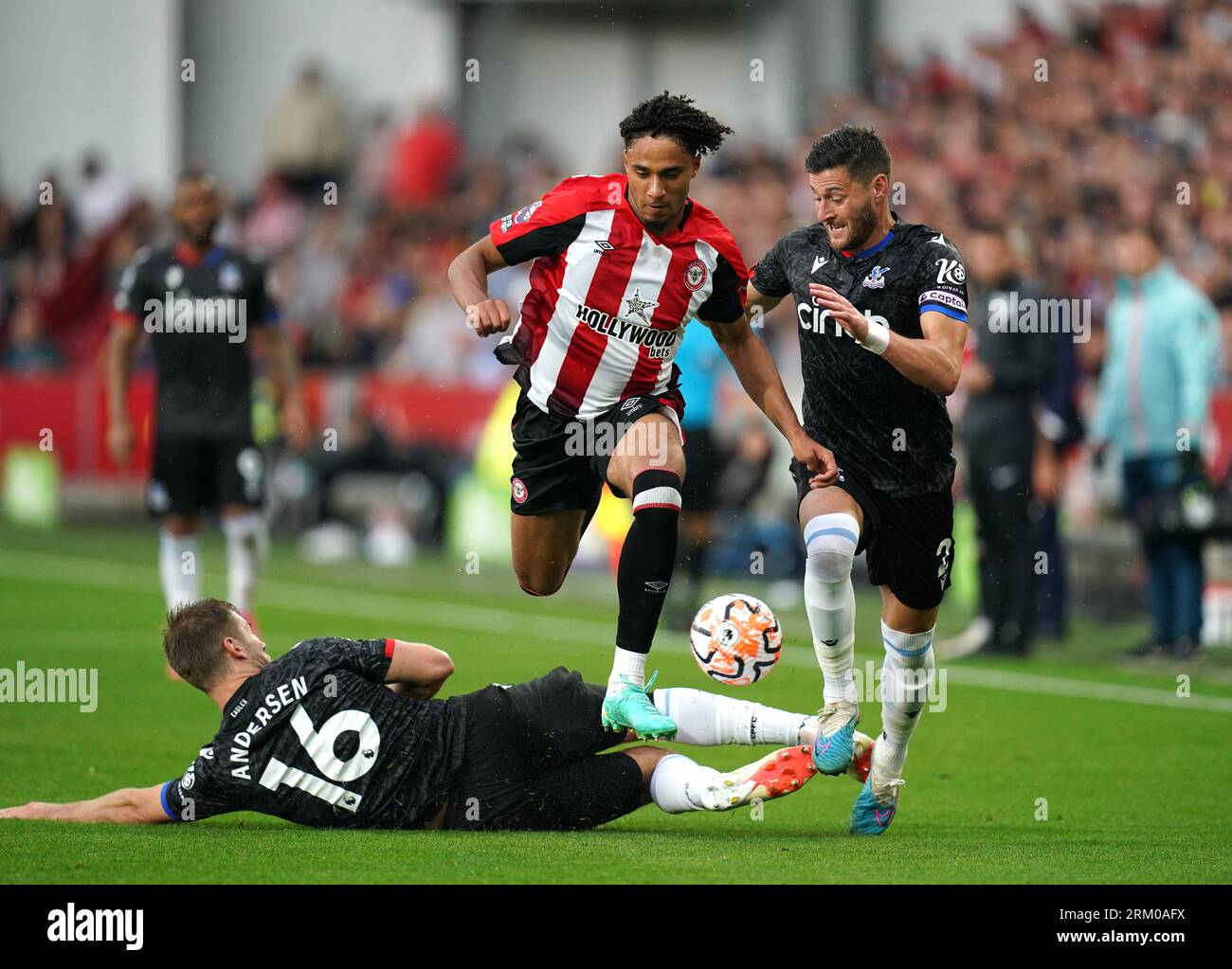 Kevin schade crystal palace hi-res stock photography and images - Alamy