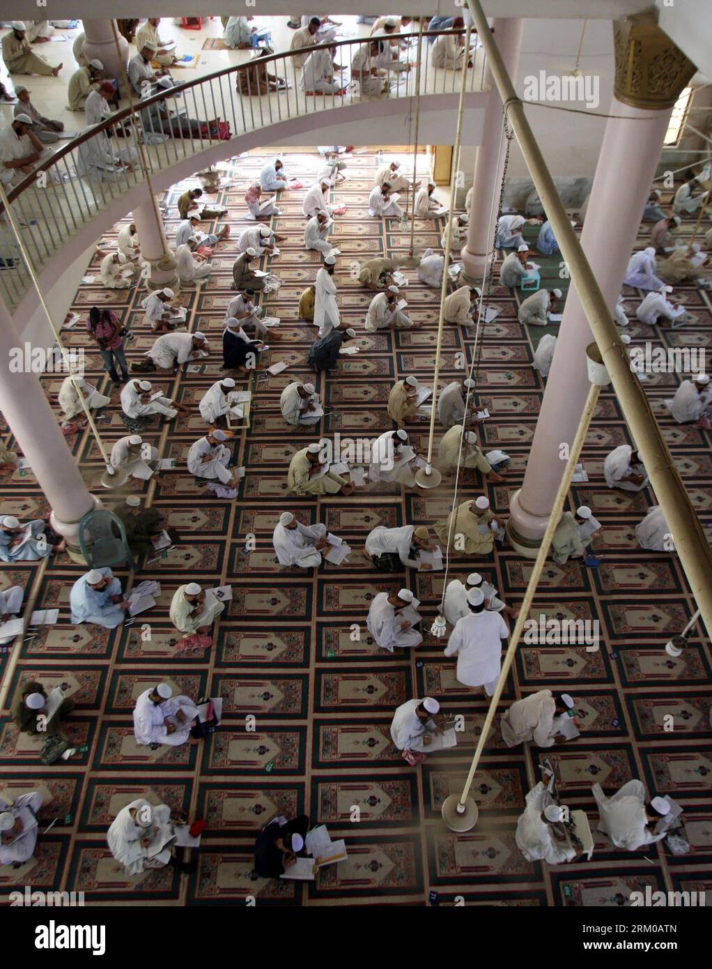 Madrasa pakistan hi-res stock photography and images - Alamy