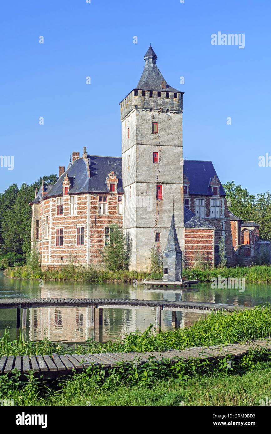 Medieval Horst Castle / Kasteel van Horst, 15th century moated Flemish ...