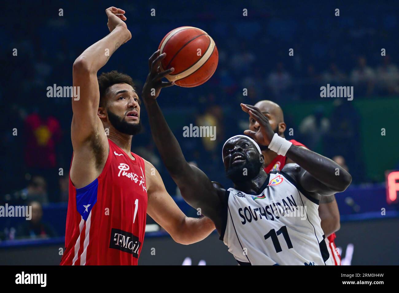 Quezon City, Philippines. 26th Aug, 2023. George Conditt (L) of Puerto ...