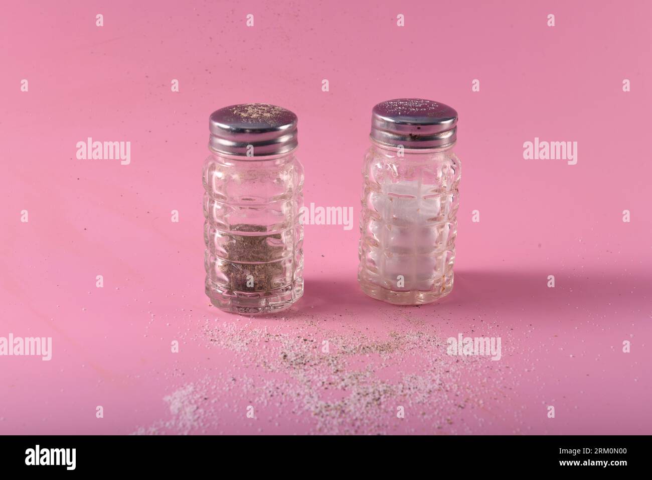 Spilled salt shaker hi-res stock photography and images - Alamy