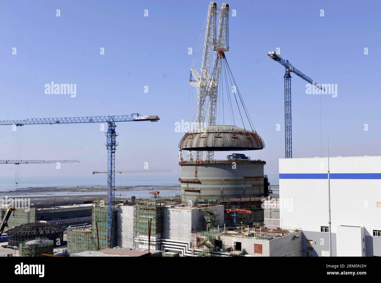 Ap1000 hi-res stock photography and images - Alamy