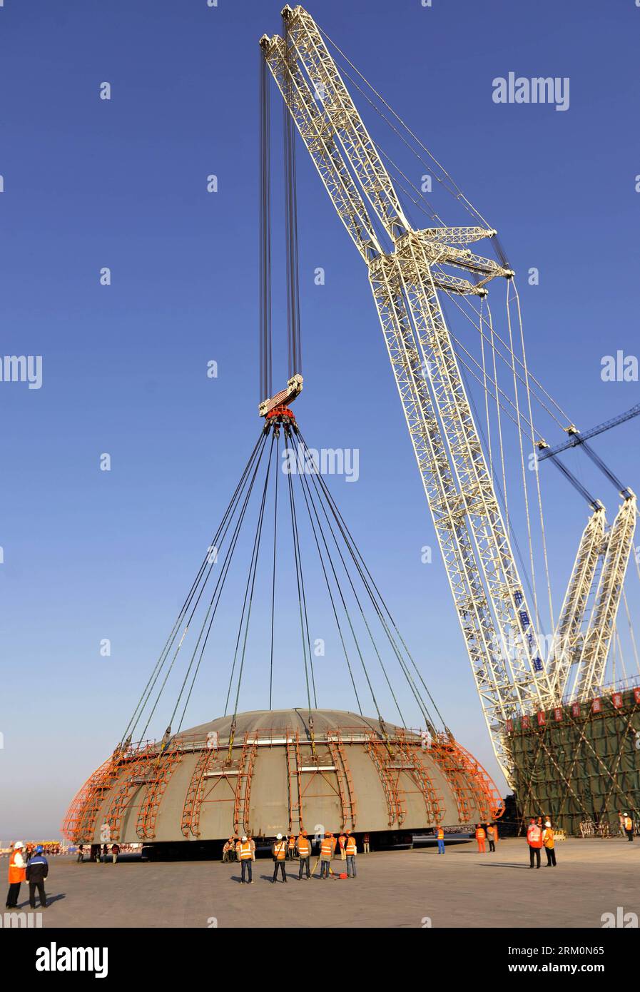 Ap1000 hi-res stock photography and images - Alamy