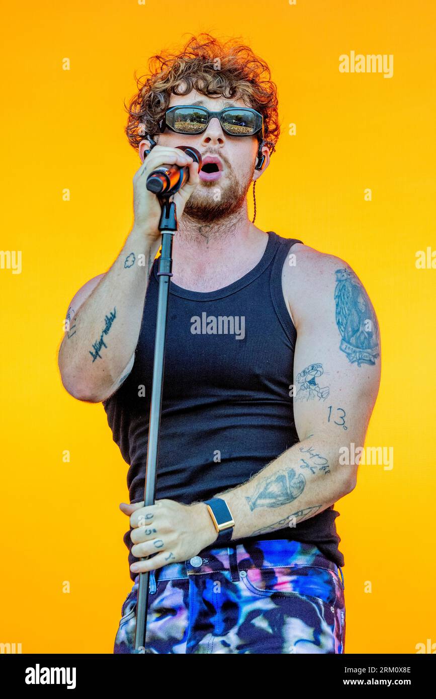 Tom grennan band member hi-res stock photography and images - Alamy