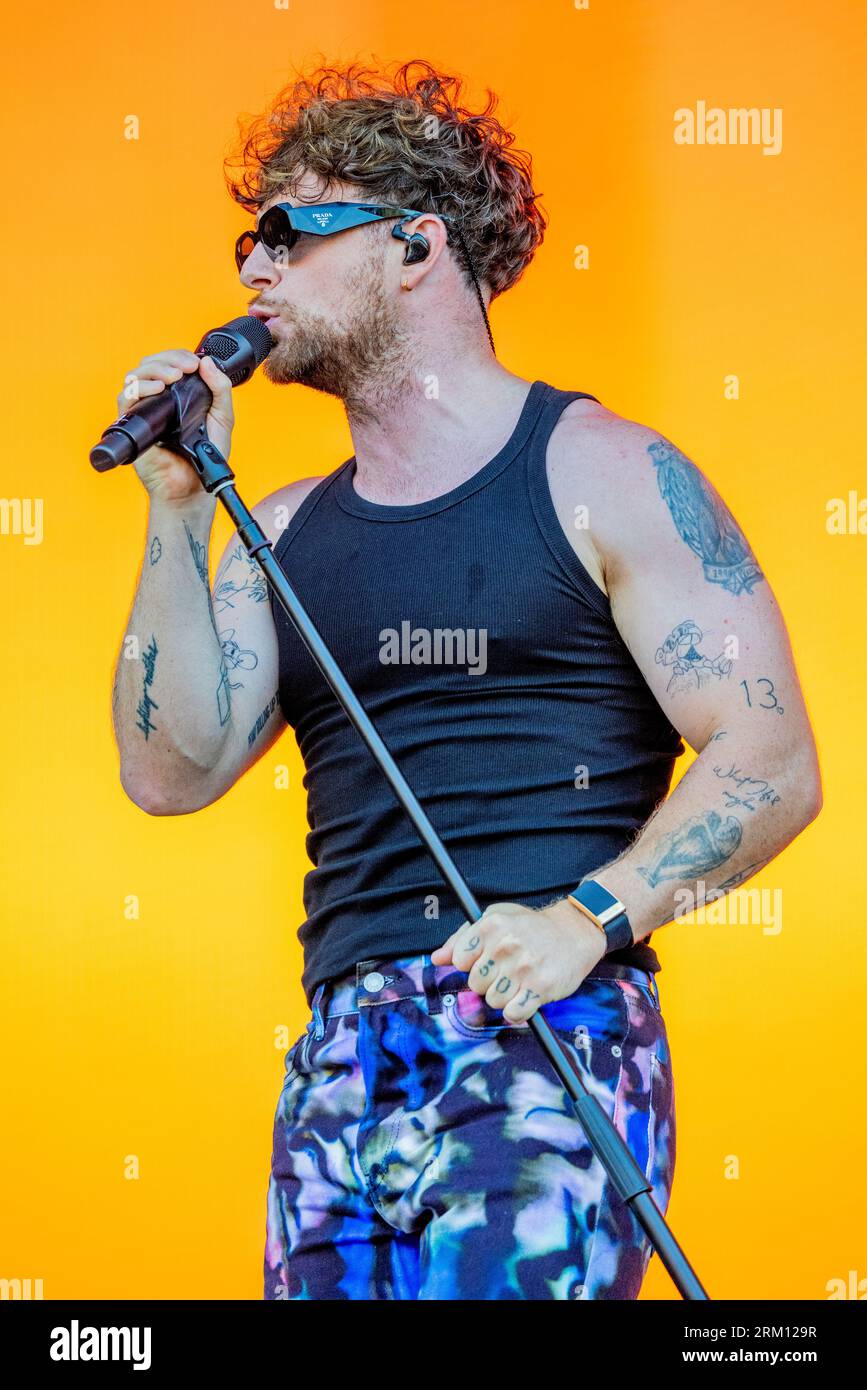 Tom grennan palco hi-res stock photography and images - Alamy