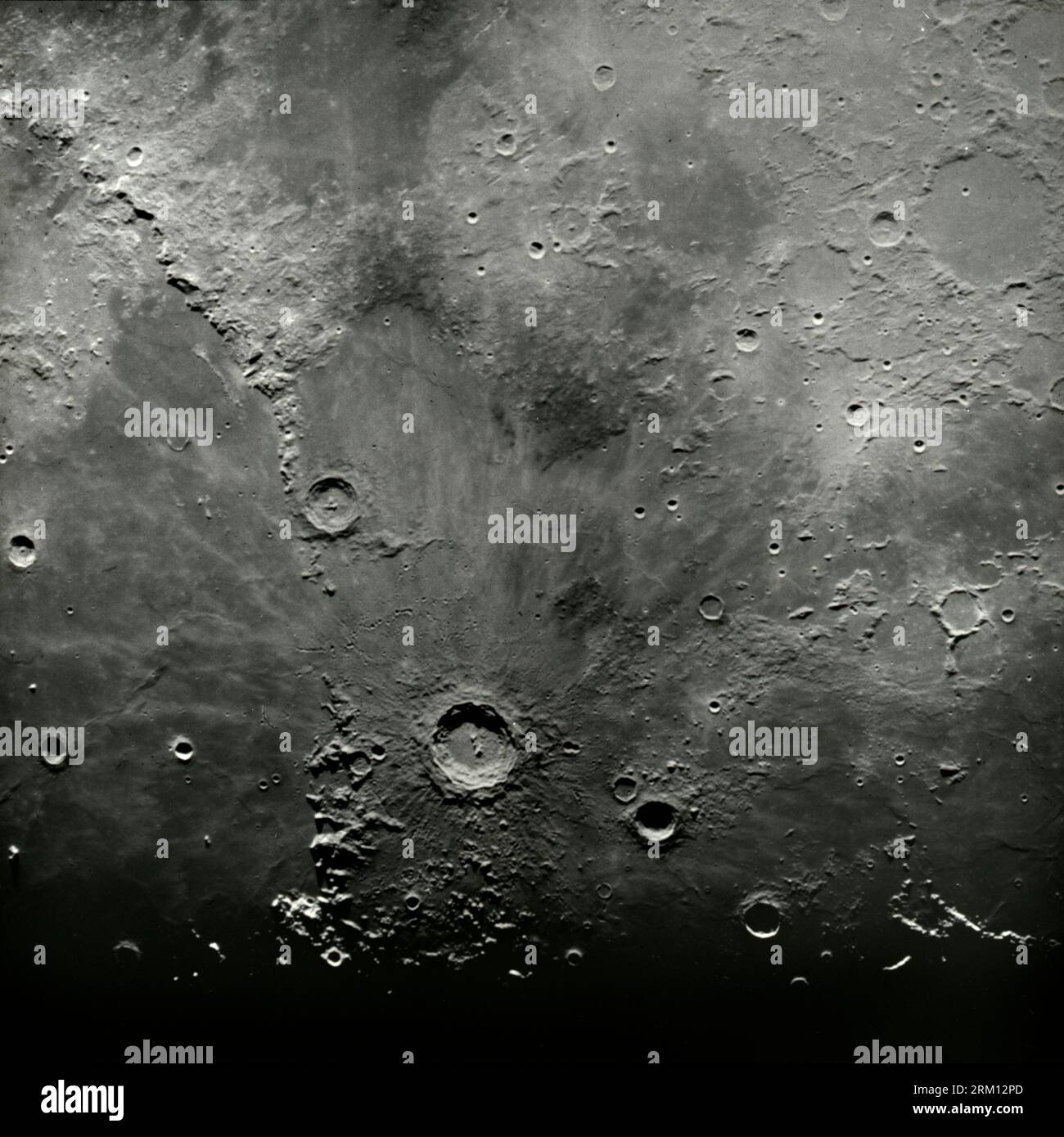 Copernicus Crater, Moon age 9 days - 40-inch refractor telescope ...