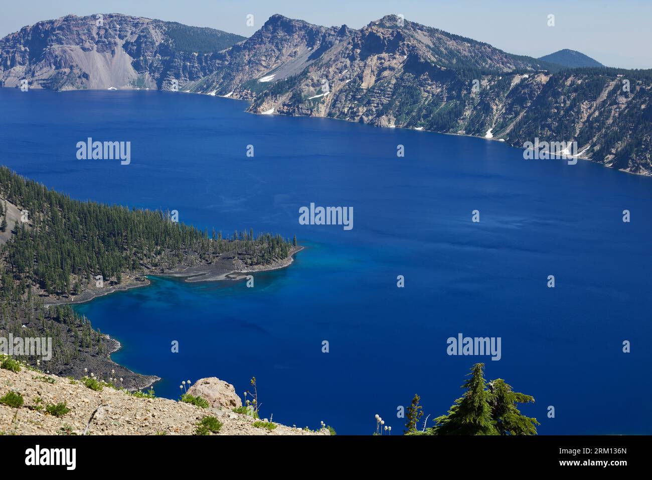 Breathtaking lake view in national park hi-res stock photography and ...
