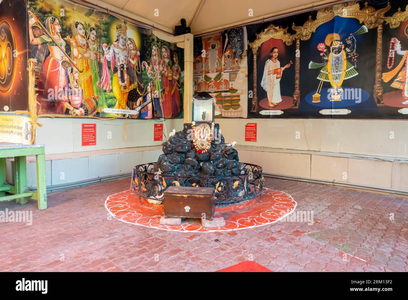 Shrinathji Temple, Bahrain - a heritage Hindu temple in Manama ...