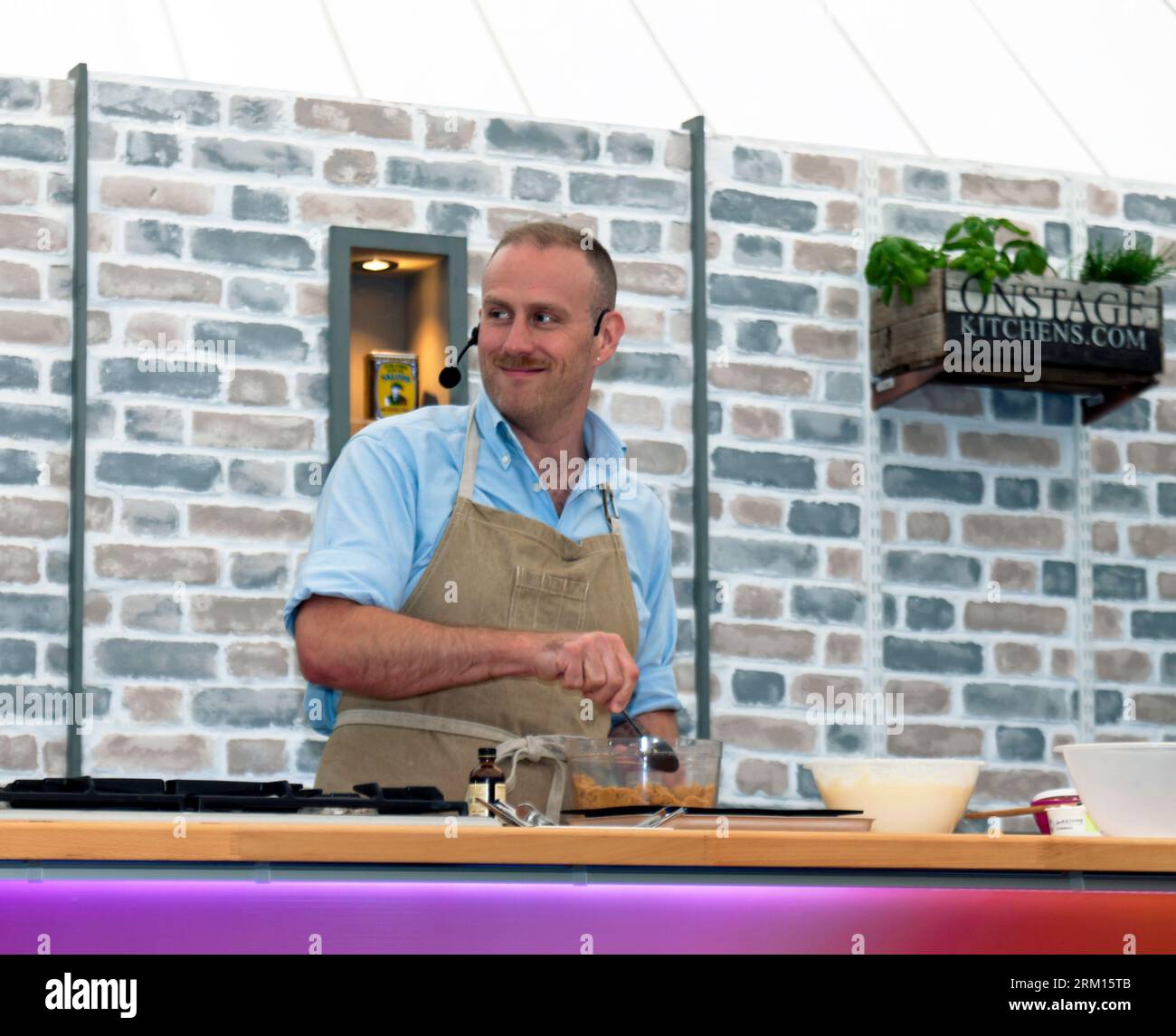 Great british bake off finalist hi-res stock photography and images - Alamy