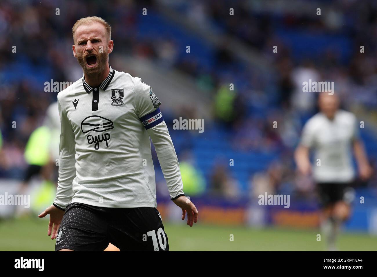 Sheffield wednesday bannan cardiff hi-res stock photography and images ...