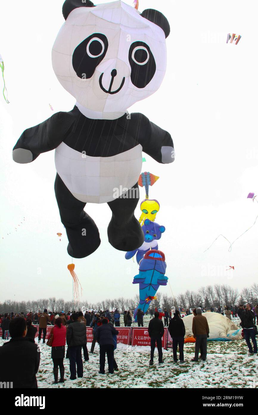 China kite century hi-res stock photography and images - Alamy