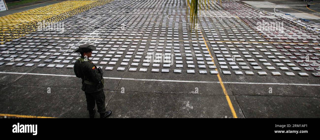 Cocaine hydrochloride hi-res stock photography and images - Alamy