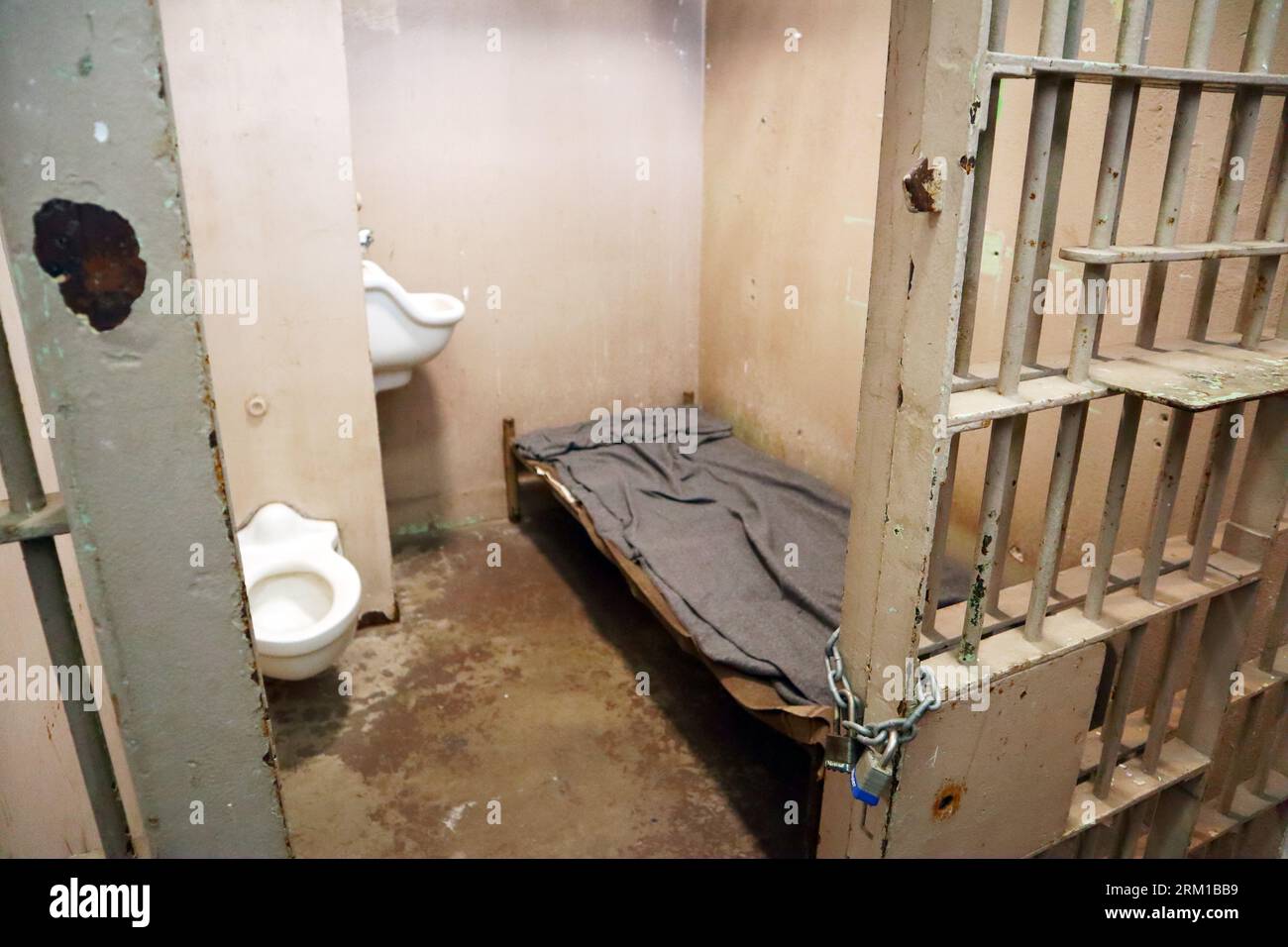 Penitentiary Prison Jail, view inside a cell Stock Photo - Alamy