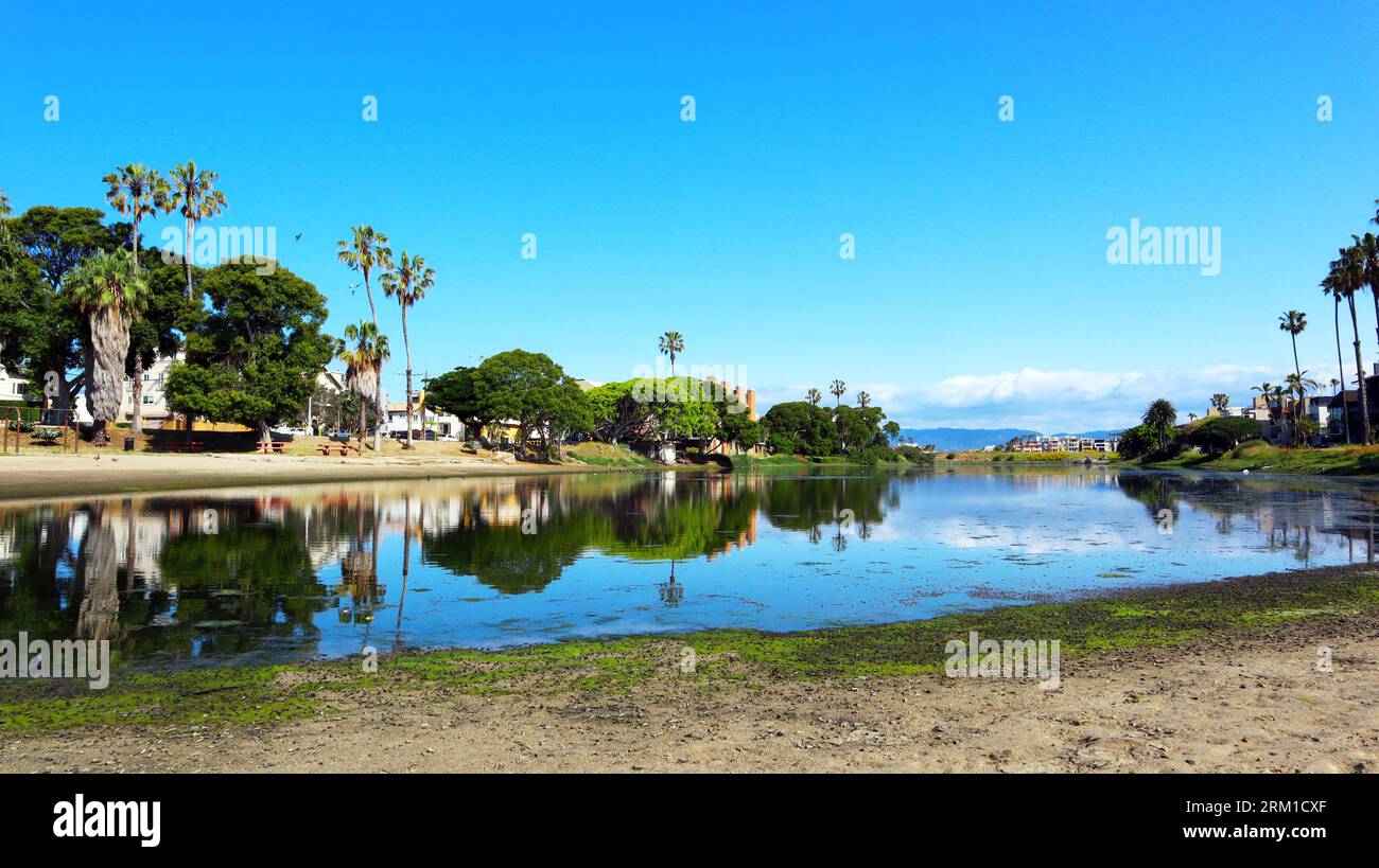 Playa del Rey (Los Angeles), California: Del Rey Lagoon Park in the ...