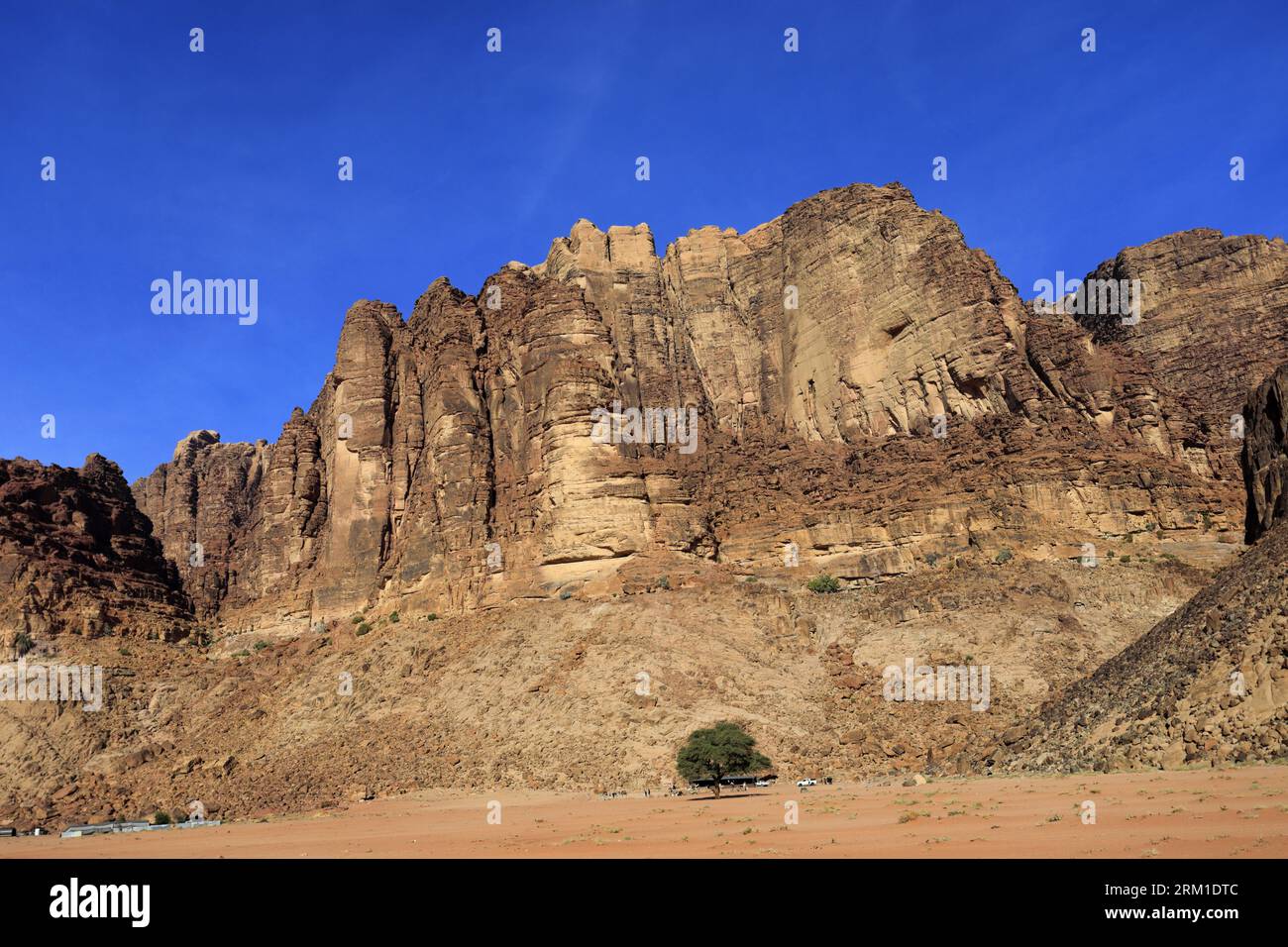 Tourists at Lawrence's Spring, Wadi Rum, Jordan, Middle East Stock ...