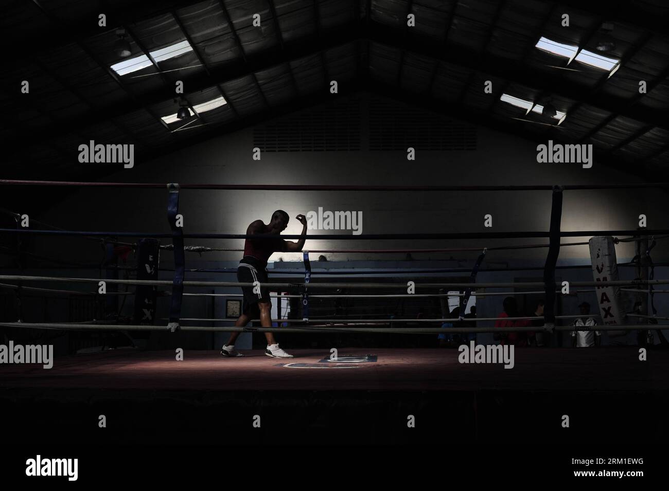 Jugend boxing hi-res stock photography and images - Alamy
