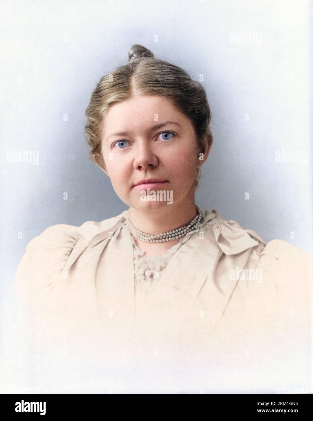 Painist hi-res stock photography and images - Alamy