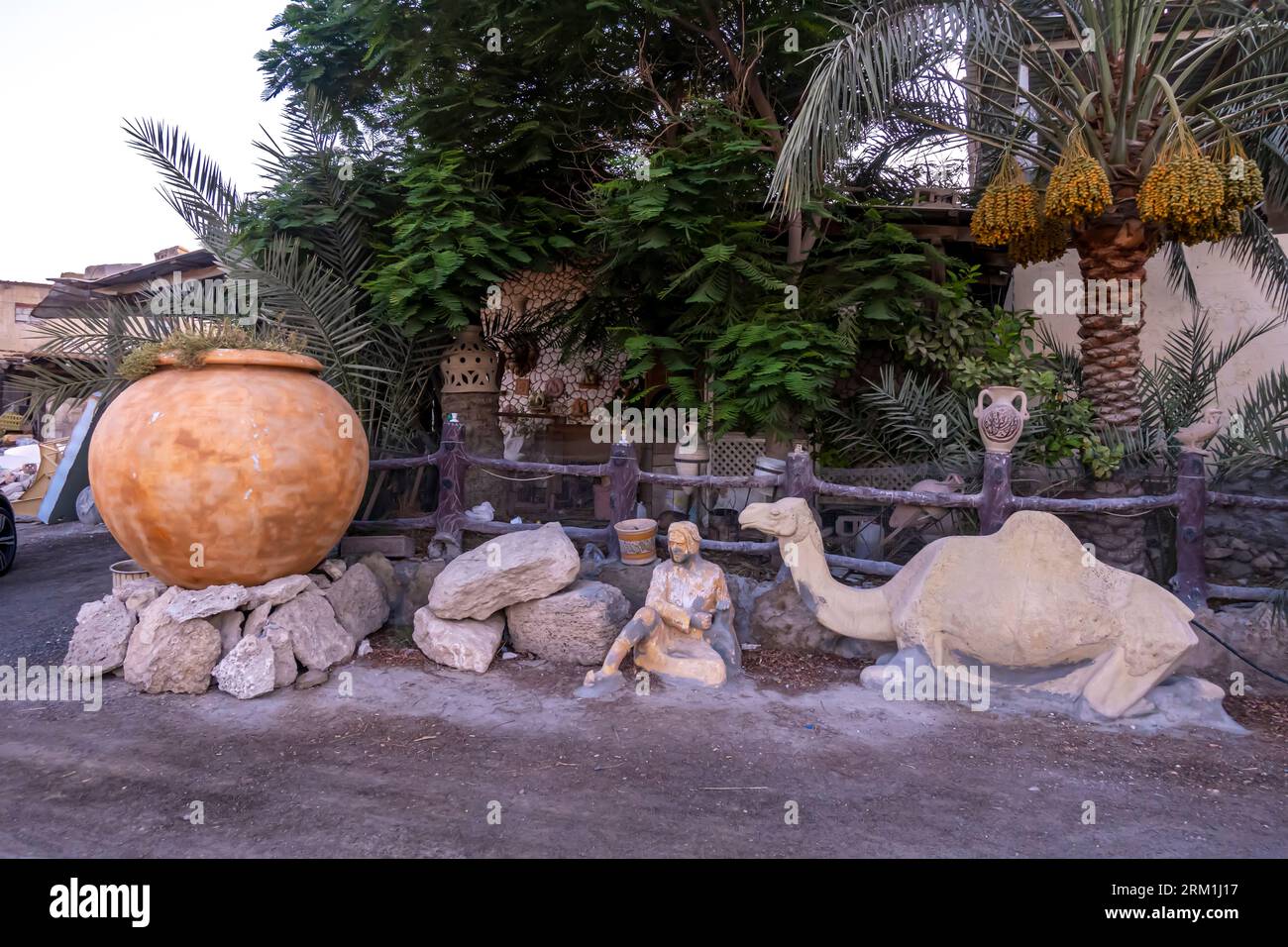 A'ali Pottery Workshop - alshugel pottery Bahrain Stock Photo - Alamy