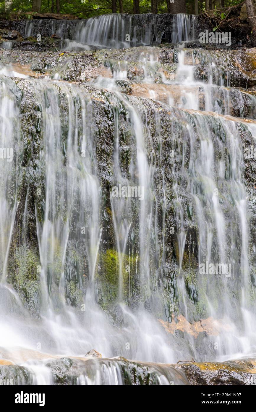 Michigan upper peninsula alger falls hi-res stock photography and ...