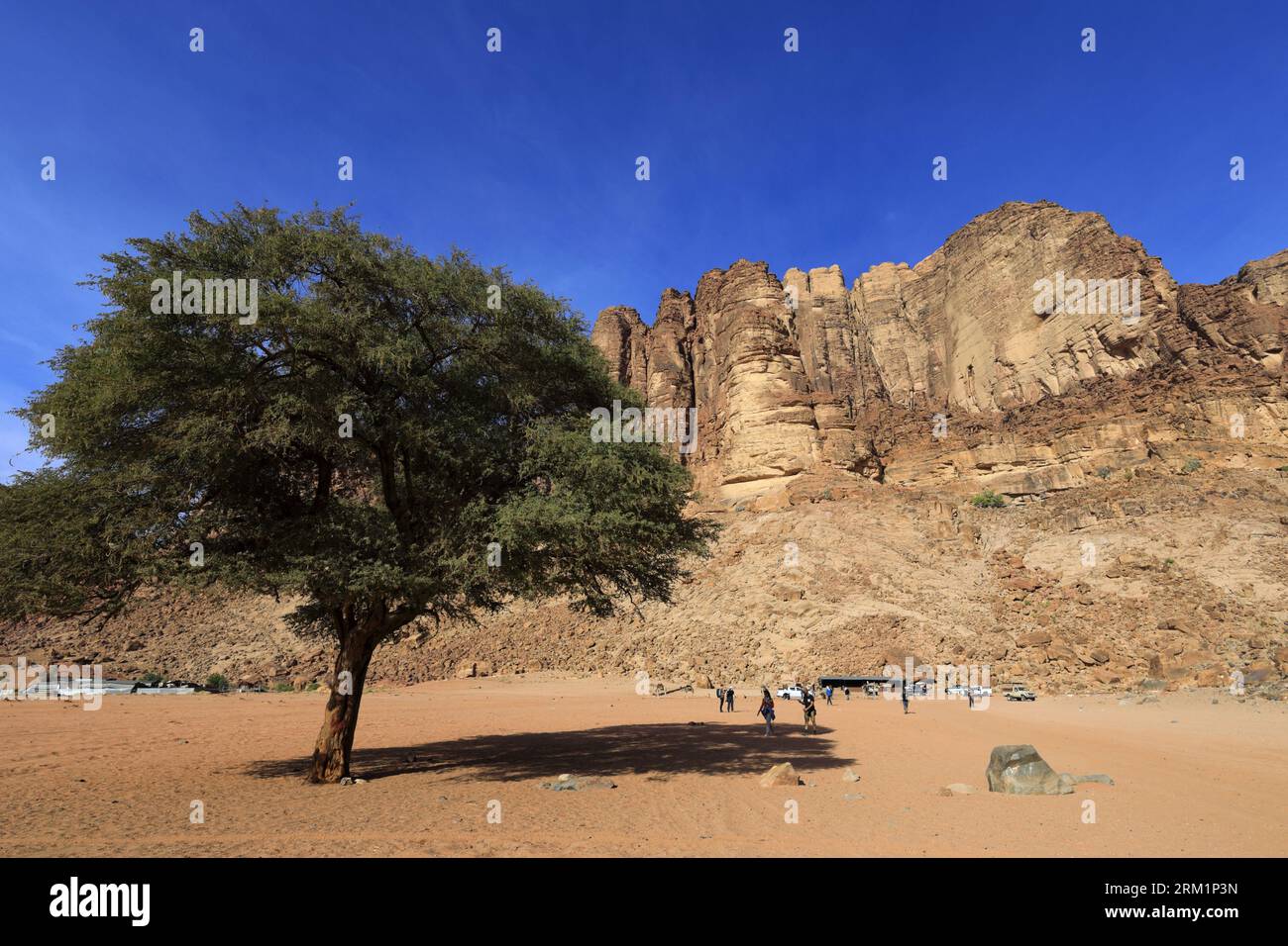 Tourists at Lawrence's Spring, Wadi Rum, Jordan, Middle East Stock ...