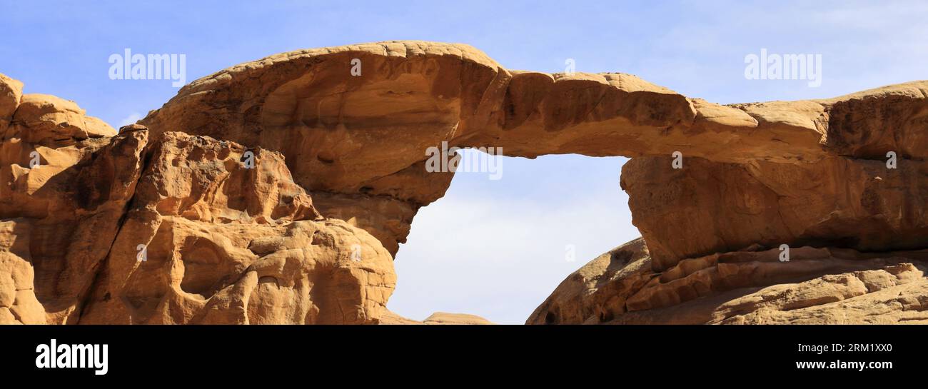 The Burdah rock bridge, Wadi Rum, Unesco World Heritage Site, Jordan ...