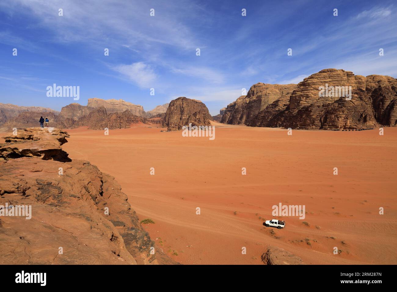 Overview of the desert at Wadi Rum, Unesco World Heritage Site, Jordan ...