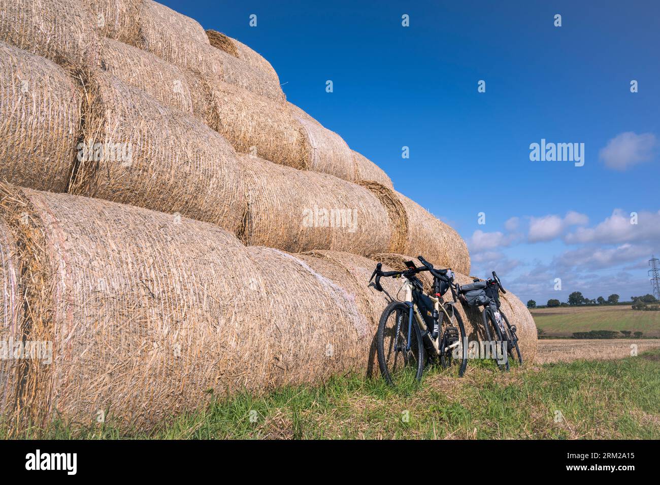 Bikepacking adventure hi-res stock photography and images - Alamy