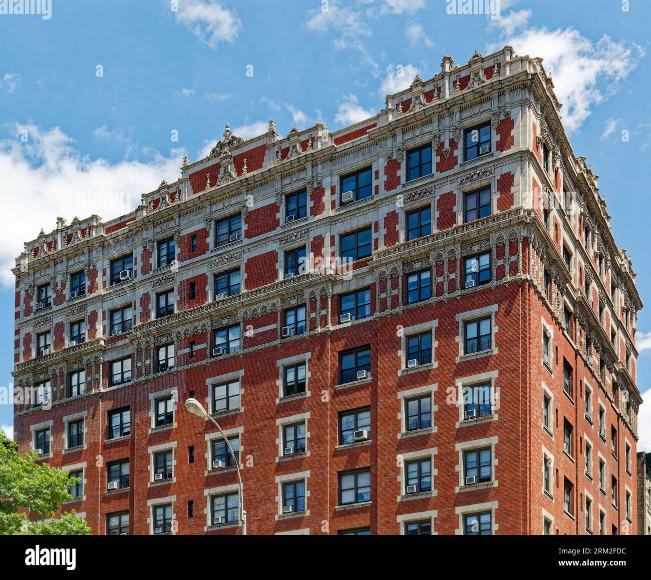 215 west 101st st hi-res stock photography and images - Alamy