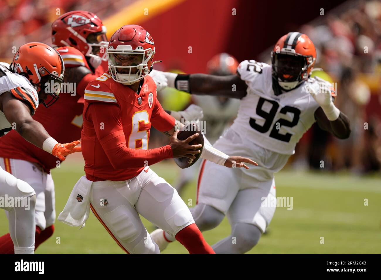 Kansas City Chiefs quarterback Chris Oladokun (6) scrambles as ...