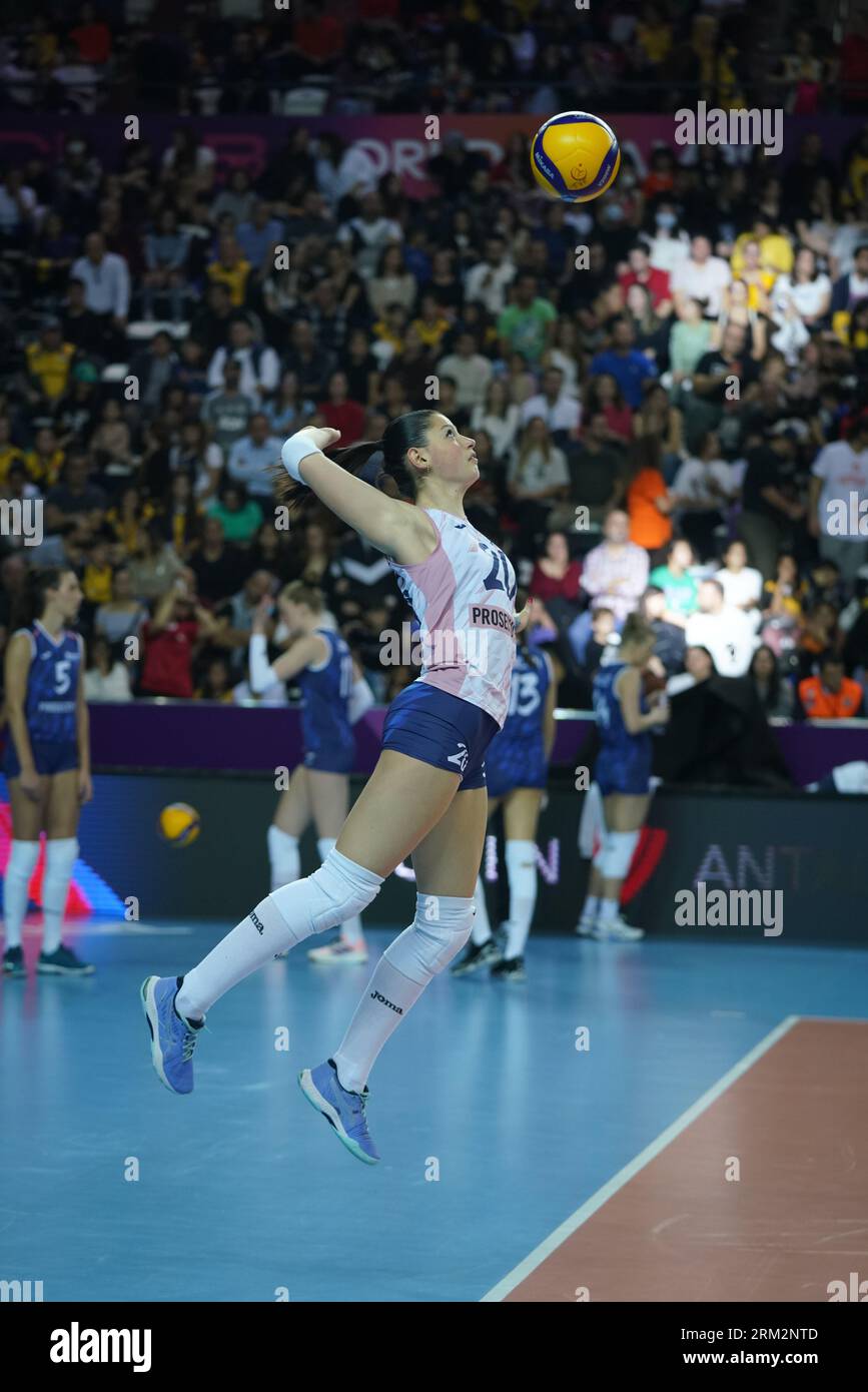 ANTALYA, TURKIYE - DECEMBER 18, 2022: Anna Bardaro warming up before ...