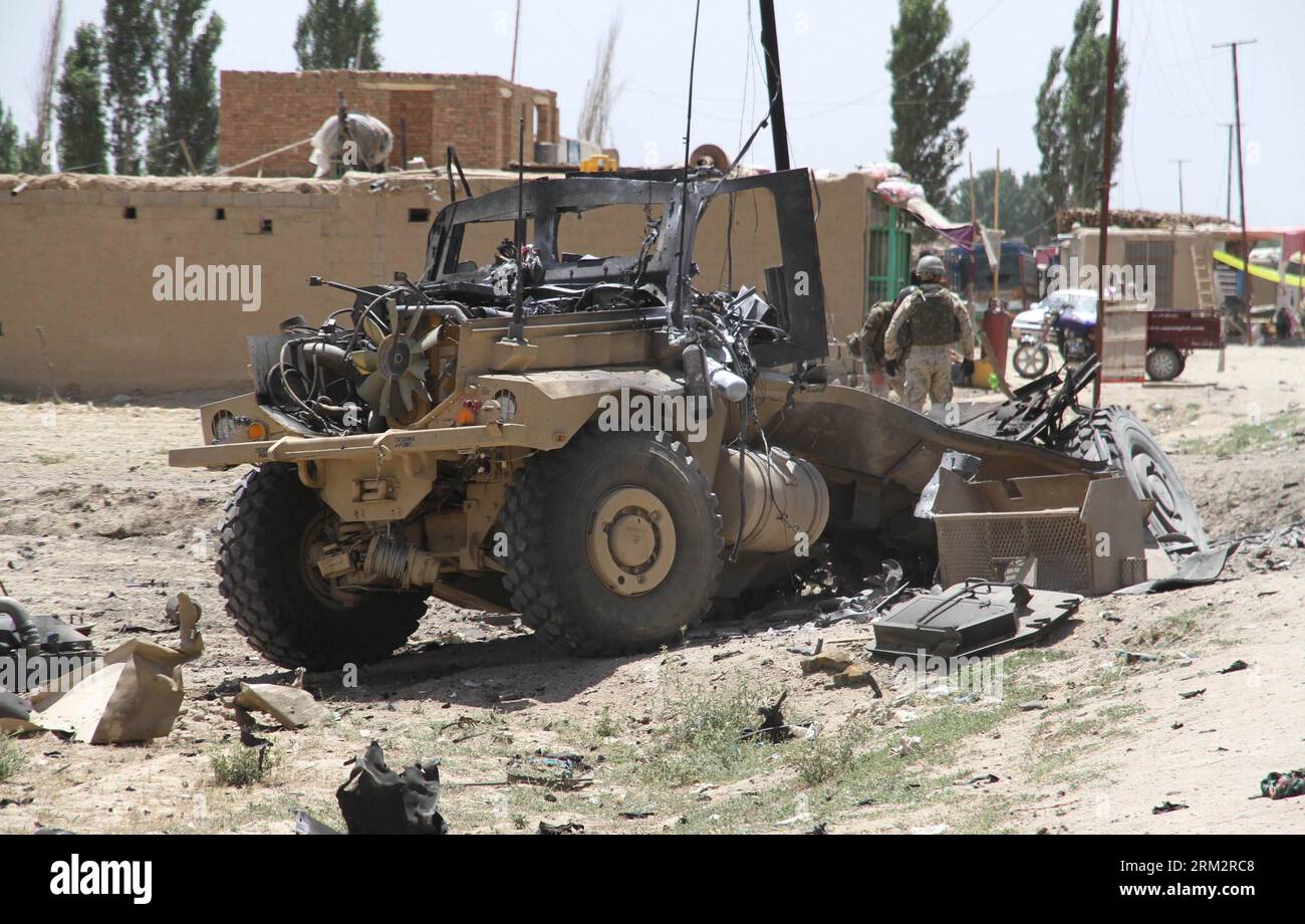 Vehicle hit by a roadside bomb hi-res stock photography and images - Alamy