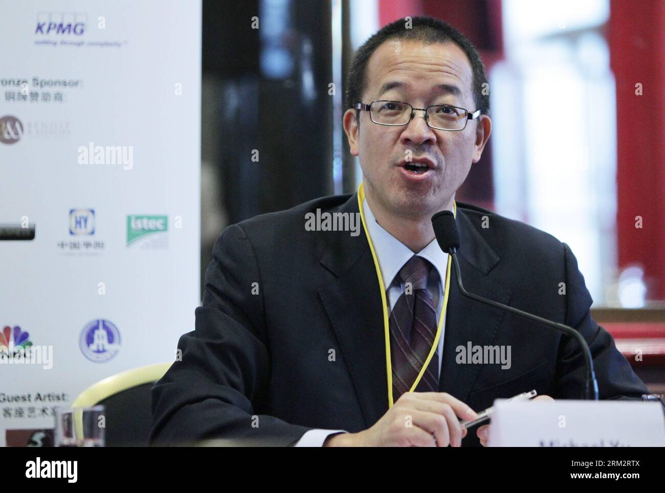 Michael yu hi-res stock photography and images - Alamy