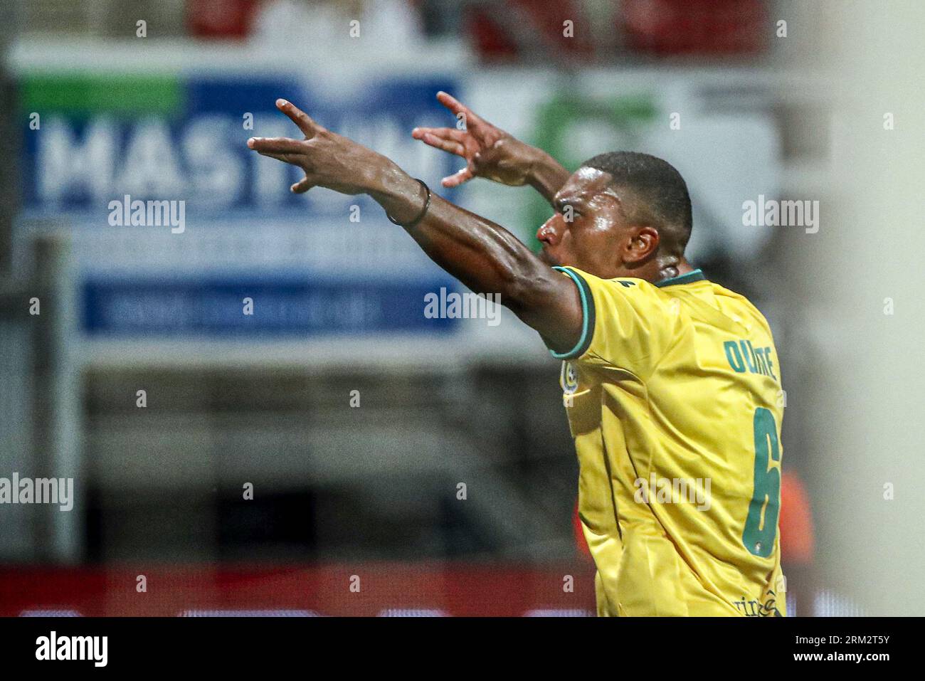 ROTTERDAM - Deroy Duarte of Fortuna Sittard celebrates the 1-1 during ...