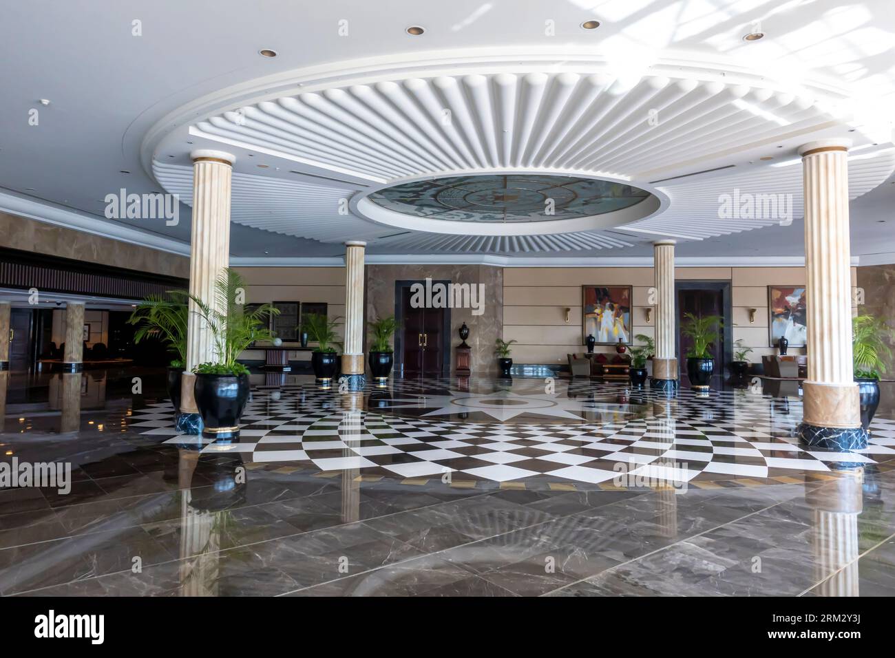 The Ritz-Carlton Bahrain, second lobby hall interior Stock Photo - Alamy