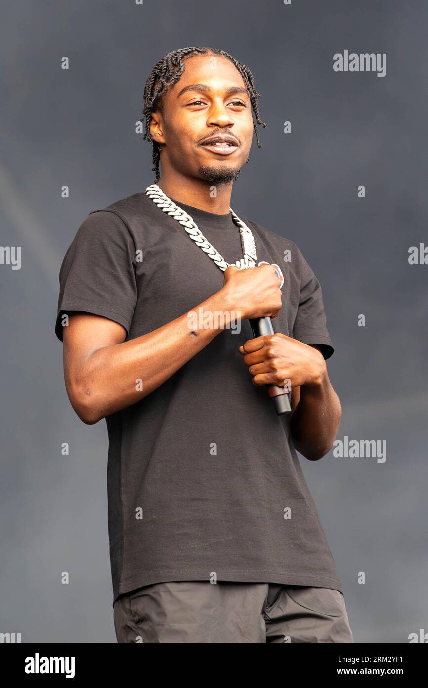 Lil tjay hi-res stock photography and images - Alamy