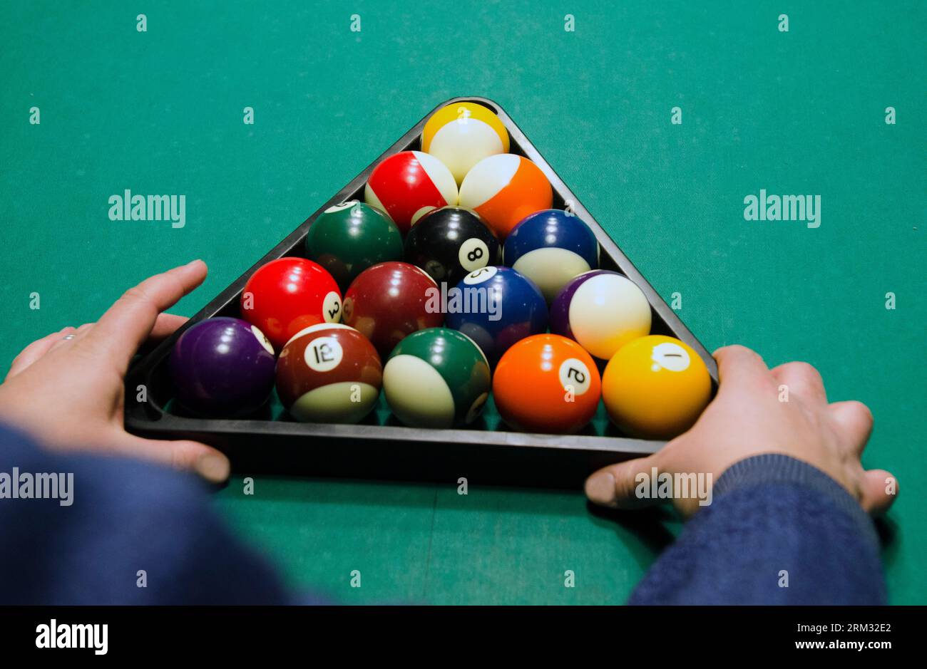 Billiard balls ready break hi-res stock photography and images - Alamy