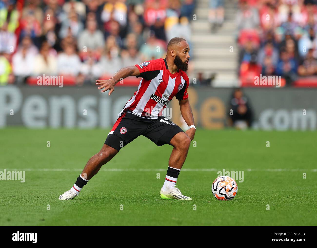 Bryan mbeumo crystal palace hi-res stock photography and images - Alamy
