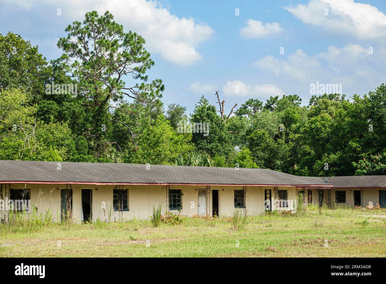 McKinnon Georgia,former motel,vacant empty abandoned disrepair,closed ...