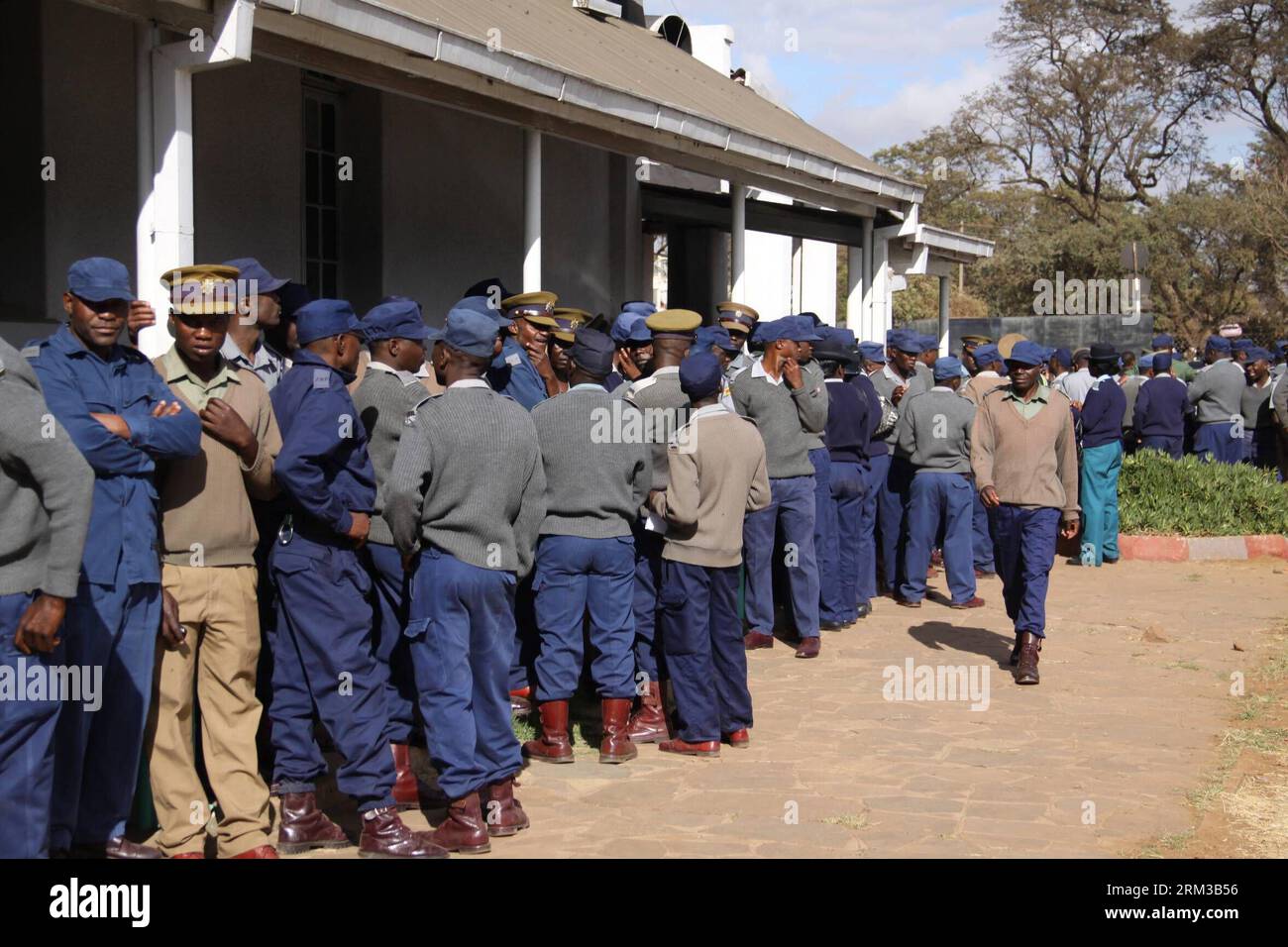 Zimbabwe police hi-res stock photography and images - Alamy