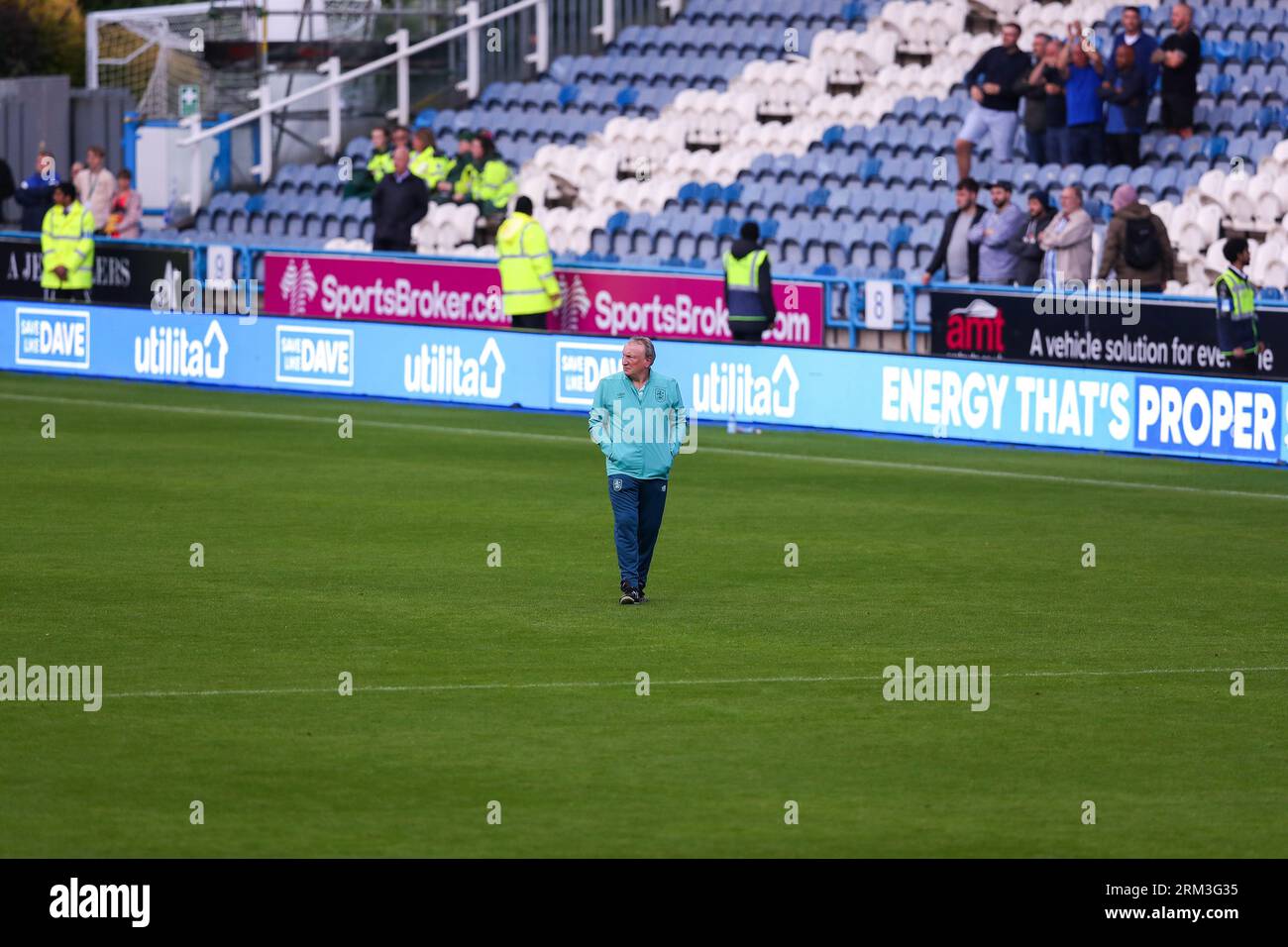 Huddersfield Town manager Neil Warnock during the Sky Bet Championship ...