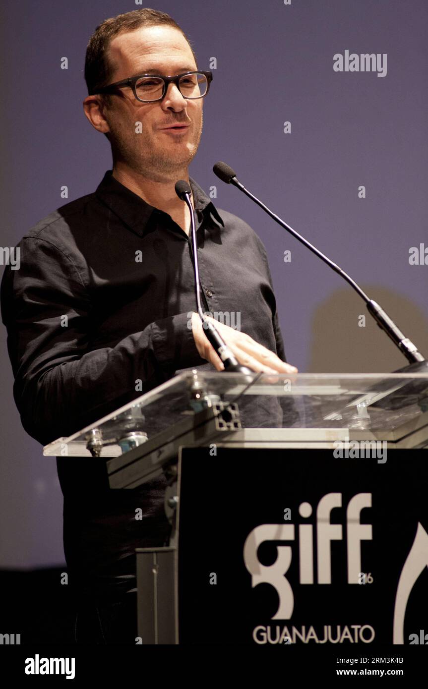 Giff smith hi-res stock photography and images - Alamy