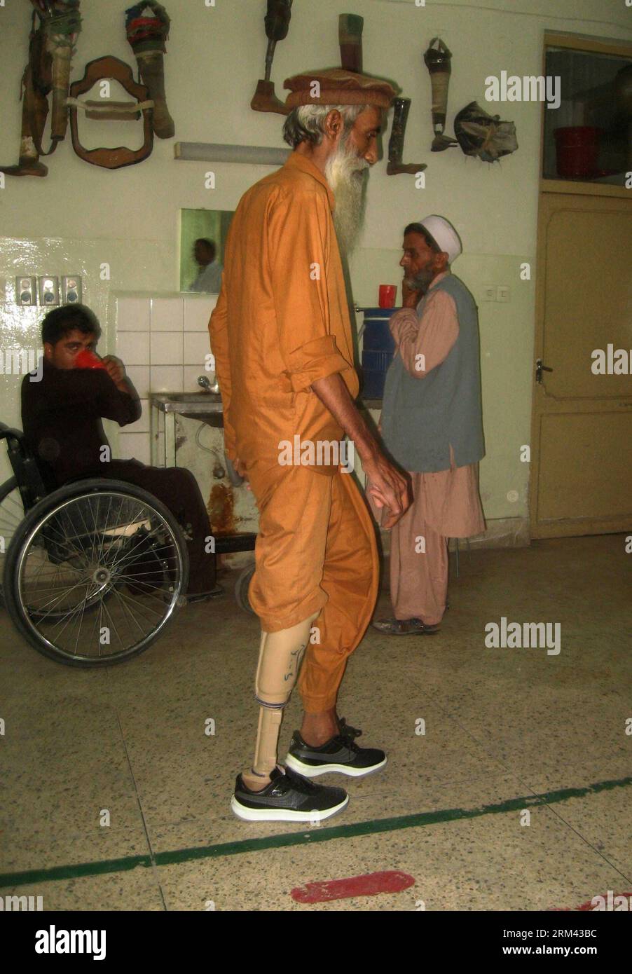 Medizinische rehabilitation hi-res stock photography and images - Alamy