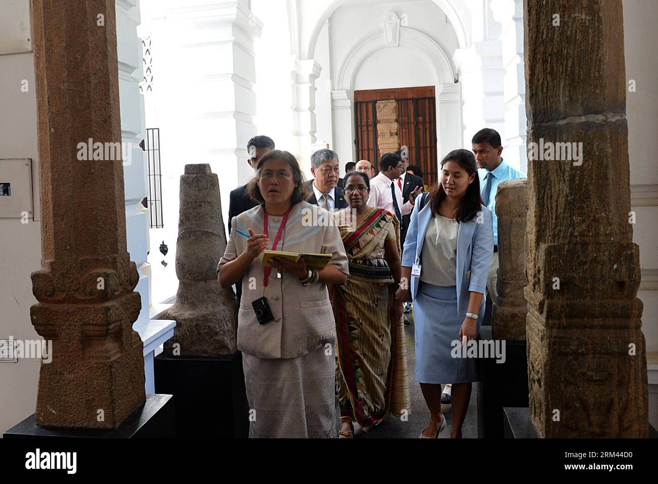 Maha nikaya hi-res stock photography and images - Alamy