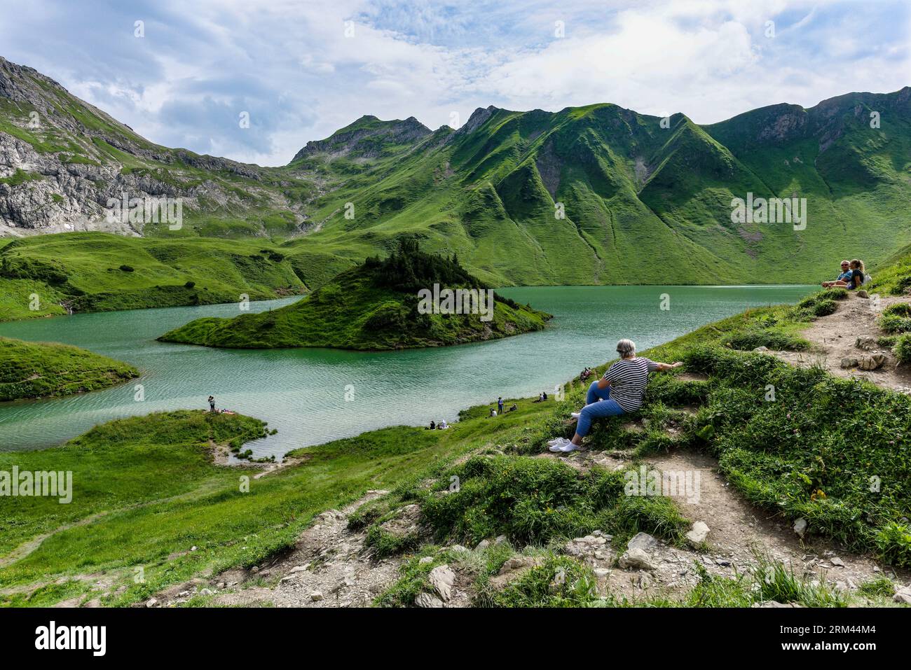 Allgäuer Bergseen in Alpen. Schrecksee Stock Photo - Alamy